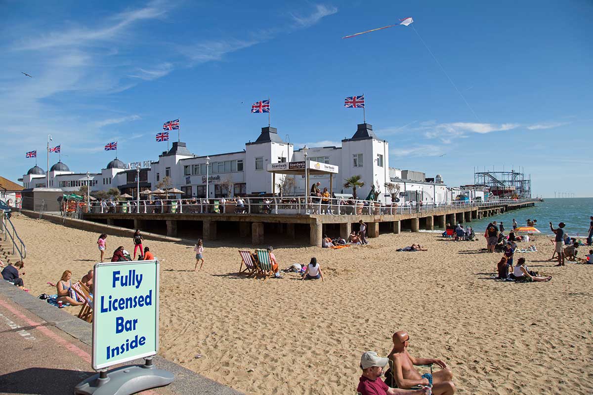 Visit Clacton Pier from Carpenters Farm - Essex Sunshine Coast